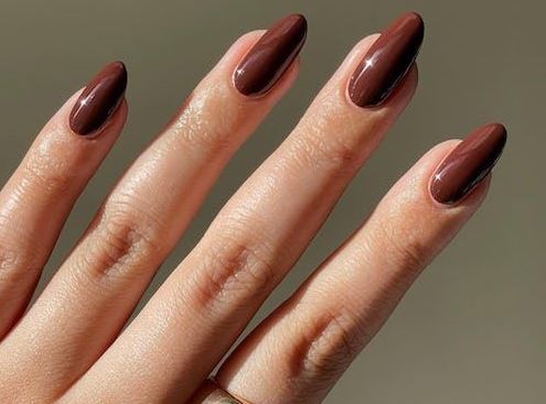 5 Best Chocolate Nail Shades – Source Beauty